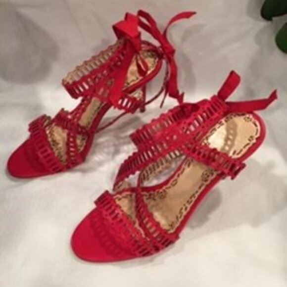 Marchesa | Shoes | Marchesa Red Laser Cut Design Open Toe Ribbon Tie ...